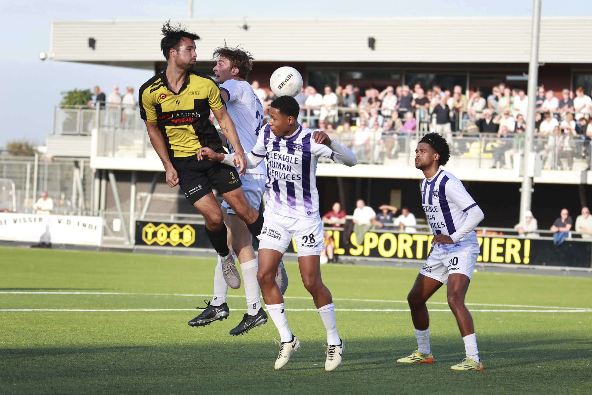 Remise bij TOGB – VVSB, VVSB eindigt met tien man | S.V. TOGB